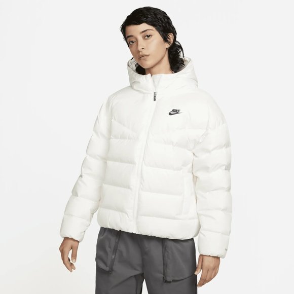 Nike | Jackets & Coats | Nike Womens Stormfit Windrunner Down Fill Puffer Jacket Dq59333 230 ...